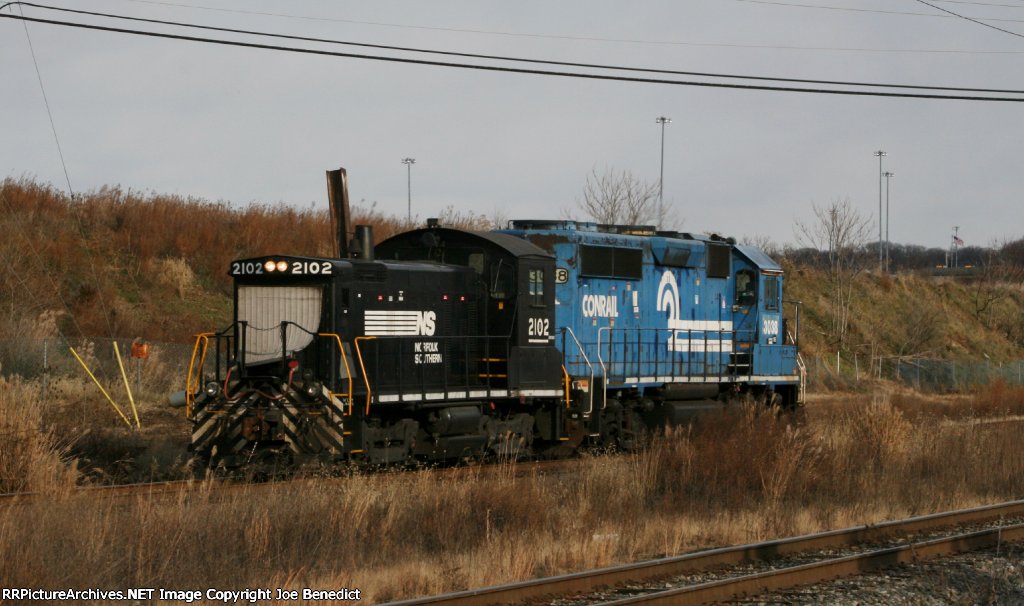 NS 2102 & 3038 on H3A